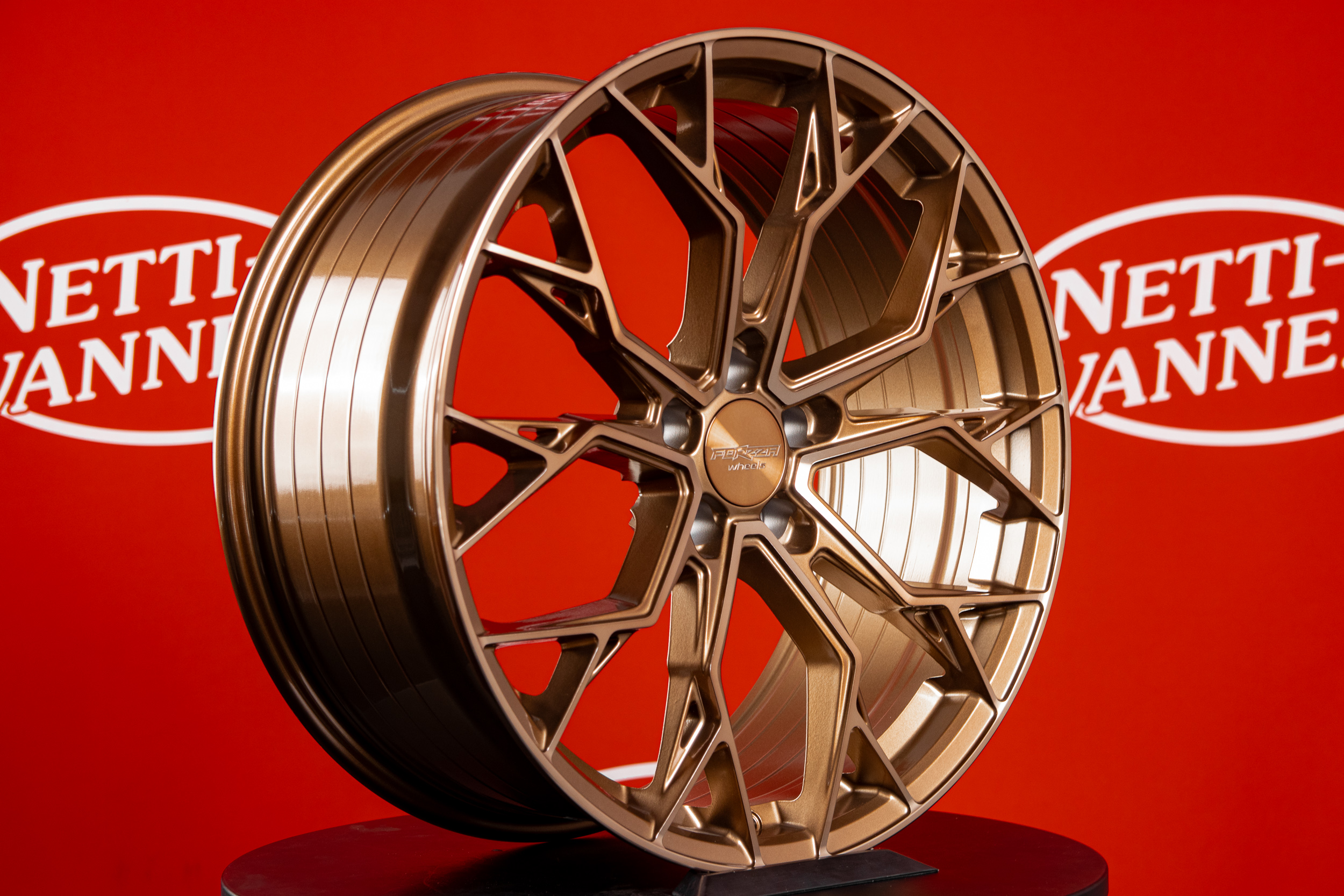 FORZZA TITAN BRONZE TINTED Alumiinivanteet 8x18" 5x112 ET42 Ø66.5 ...